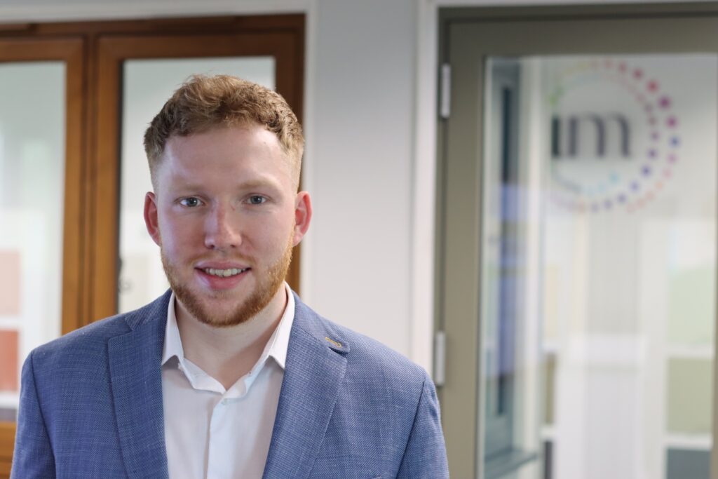 Emplas Commercial - Commercial Window Group